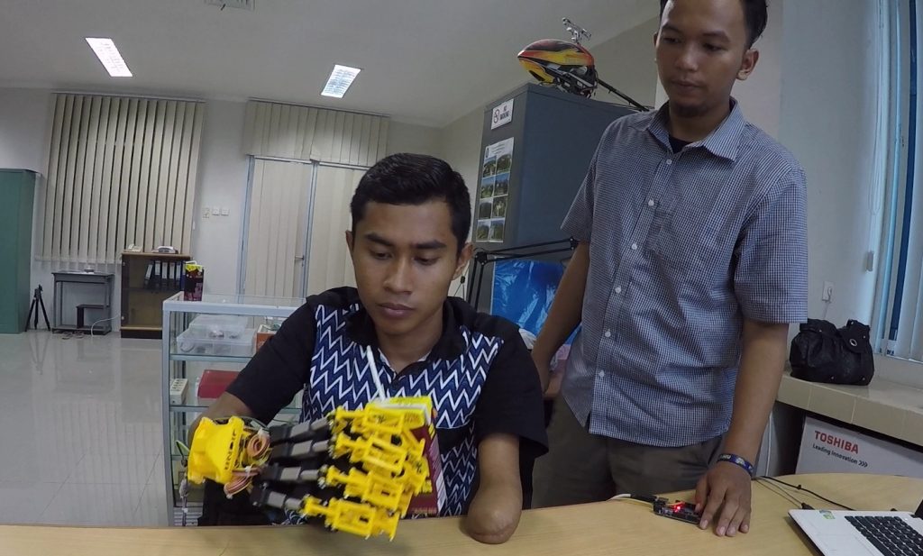 Laboratorium Sistem Kontrol & Robotika – Departemen Teknik Mesin